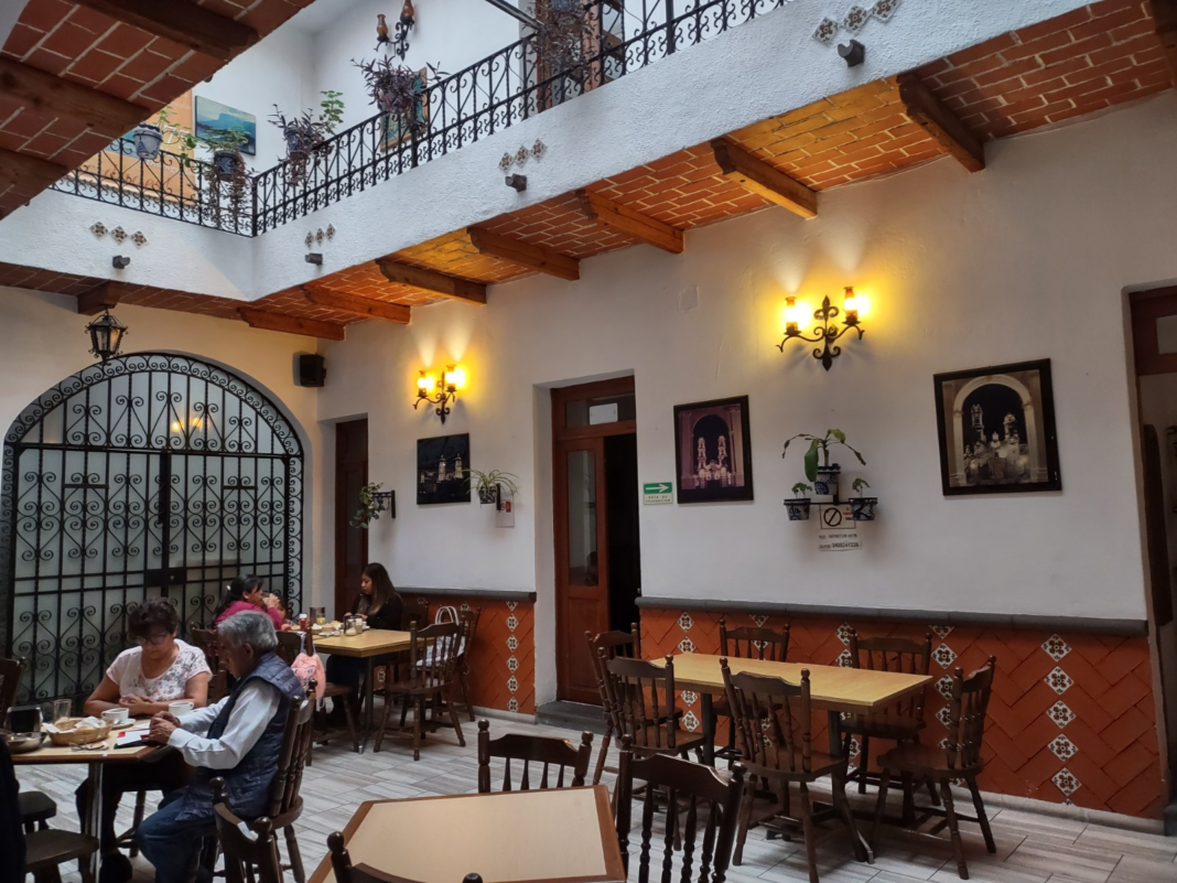 Los 5 restaurantes más antiguos de Puebla - Cover Media